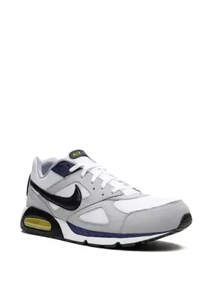 Nike Max Ivo Sneakers - White