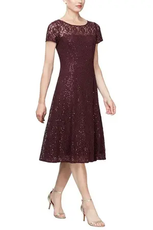 Short Sleeve Fit & Flare Cocktail Dresses