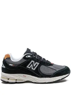 NEW BALANCE 2002r Low-top Sneakers - Black