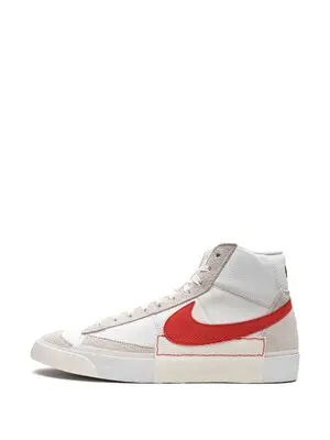 Nike Blazer Mid 77 Remastered Pro Club Sneakers