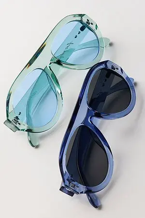 Free People Oversized Aviator Sunglasses - Crystal Mint