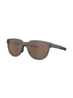 Oakley Actuator Round-frame Sunglasses
