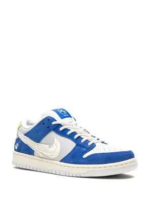 Nike X Fly Streetwear Sb Dunk Low Sneakers - White