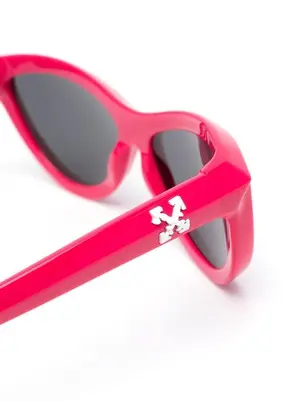 Off-White Atlanta Cat-eye Sunglasses - Pink