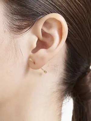 Shihara 18kt Yellow Twist Pin Earring