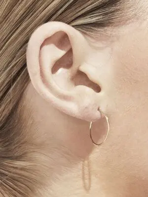 Shihara 18kt Yellow Twist Round 02 Hoop Earring