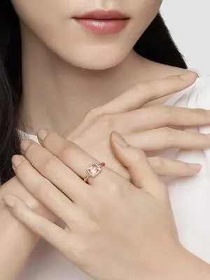 David Yurman Petite Chatelaine Pavé Bezel Ring In 18k Rose Gold - Morganite