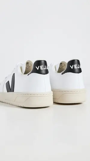 VEJA V-10 Cwl Sneakers - White/black