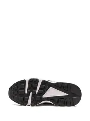 Nike Air Huarache Sneakers
