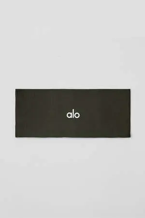 Alo Yoga Alo Yoga® Performance Conquer Headband Stealth Green