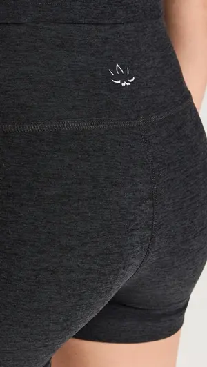 Beyond Yoga Spacedye Run Shorts - Darkest Night