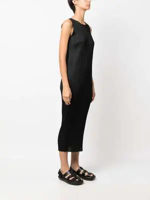 Issey Miyake Sleeveless Pleated Midi Dress - Black