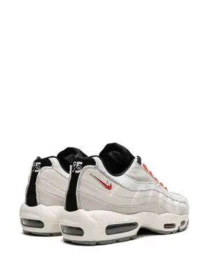Nike Air Max 95 Se Double Swoosh Sneakers - Neutrals