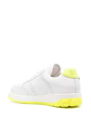 Gcds Essential Nami Low-top Sneakers - White