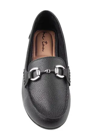 Me Too Dayne Leather Loafer
