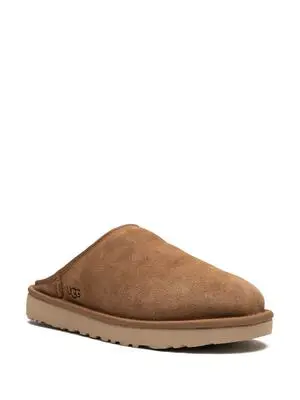 UGG Classic Slip-on Slippers - Brown