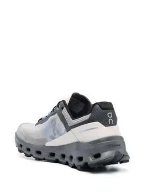 On Cloudvista Low-top Sneakers - Grey