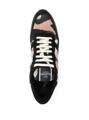 Valentino Garavani Camouflage Rockrunner Low-top Sneakers - Black