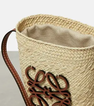 Loewe Anagram Bucket Bag - Beige