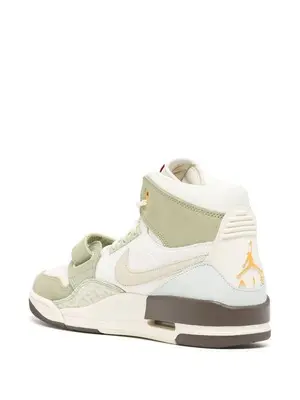 Nike Logo-patch Hi-top Sneakers