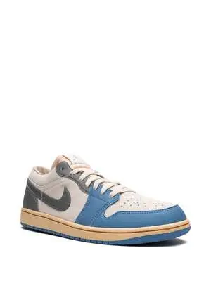 JORDAN Air 1 Low Se Sneakers - Blue
