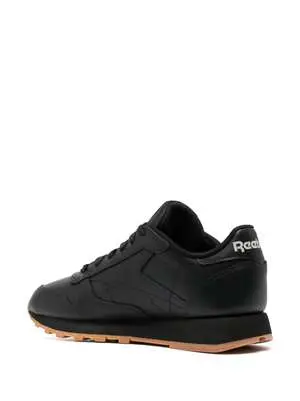 REEBOK Classic Low-top Sneakers - Black