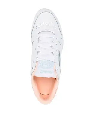 REEBOK Classic Low-top Sneakers - White
