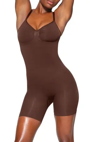 SKIMS Seamless Sculpt Mid Thigh Bodysuit - Cocoa