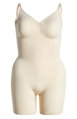SKIMS Seamless Sculpt Mid Thigh Bodysuit - Sand