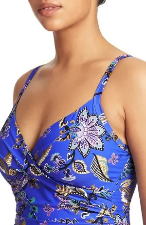 SEA LEVEL Dd- & E-cup Paisley Tankini Top