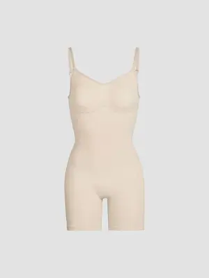 SKIMS Seamless Sculpt Mid Thigh Bodysuit - Clay