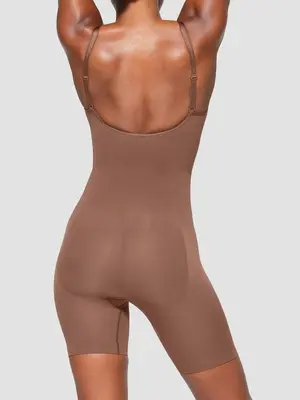 SKIMS Seamless Sculpt Mid Thigh Bodysuit - Jasper