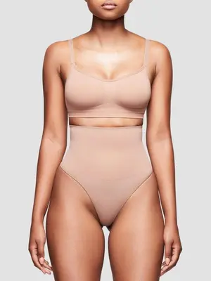 SKIMS Seamless Sculpt Bralette - Sienna