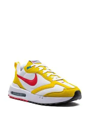 Nike Max Dawn Sneakers