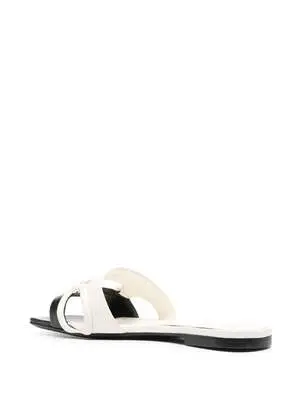 Valentino Garavani Chain 1967 Leather Flat Sandals