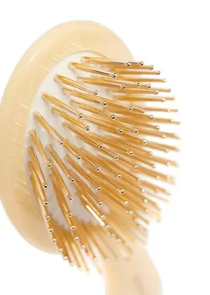 MINIMALISTA The Detangler Brush – Karat Gold