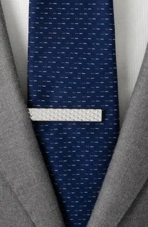 CUFFLINKS, INC. Cufflinks