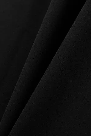 MONOT Crepe Gown