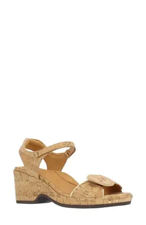 L'AMOUR DES PIEDS Marora Wedge Sandal - Natural/ Gold