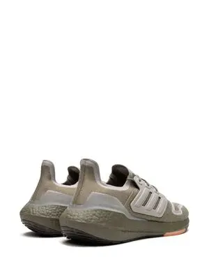 Adidas Ultraboost 22 Sneakers