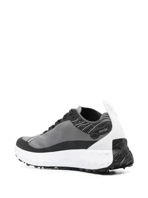 NORDA 001 Low-top Sneakers - Black