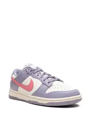 Nike Dunk Low Sneakers