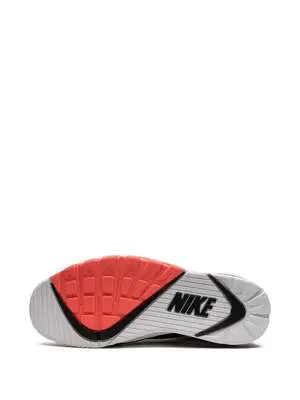Nike Air Cross Trainer 3 Low Sneakers - White