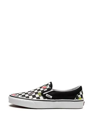 VANS Classic Slip-on Sneakers - Black