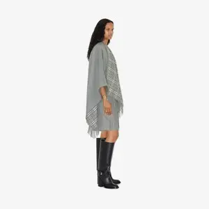 Burberry Reversible Check Wool Cape - Grey