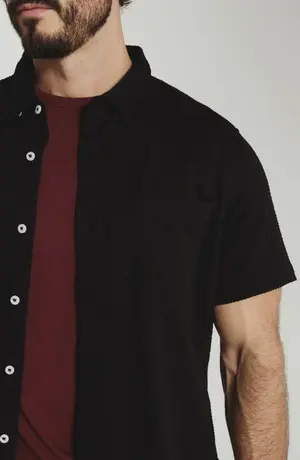 7 Diamonds Bennet Stripe Seersucker Short Sleeve Button-up Shirt - Black