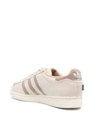 adidas gazelle silver green womens Adidas campus OO slight beige/white WOMENS – ARABELLA BRANDS main image 1