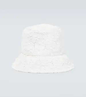 Comme Des Garçons Crochet Bucket Hat - White