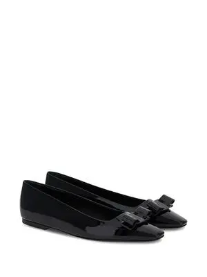 FERRAGAMO Vara Bow Ballerina Shoes - Black