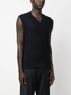 Viktor & Rolf V-neck Cable-knit Sleeveless Sweater